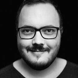 Peter Borsa (@asrob@me.dm) - me.dm by Medium.com