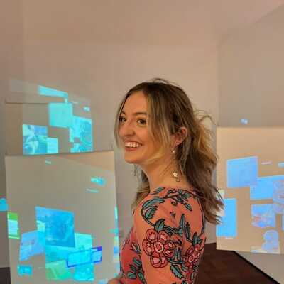 Emily April (@emilyapril@me.dm) - me.dm by Medium.com