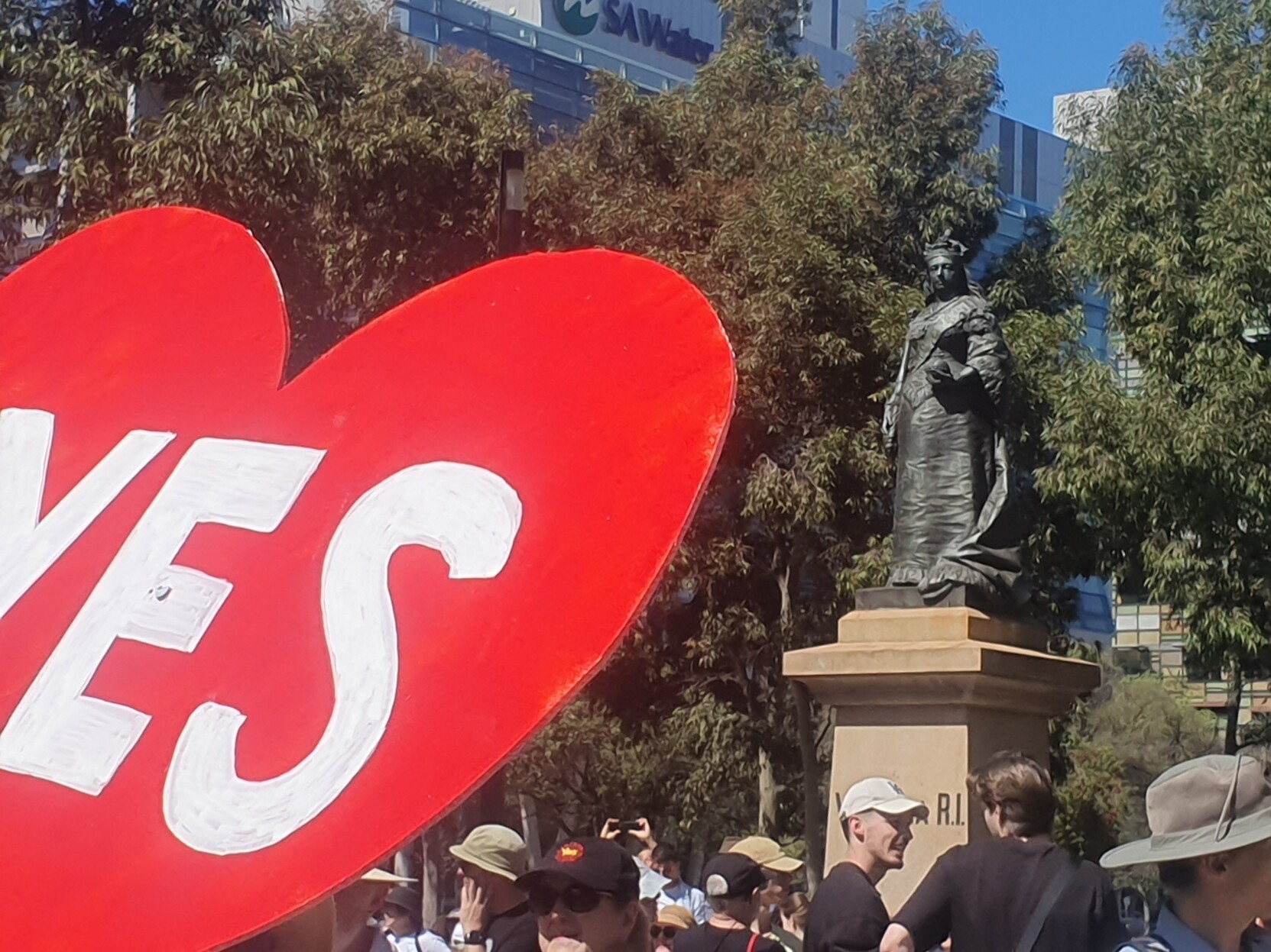 Simon Cameron (@scameron1@me.dm) - me.dm by Medium.com